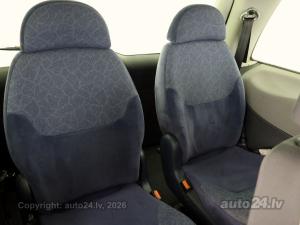 Grey Volkswagen Sharan 2006 in Tallinn, with an engine capacity of 2.00 L and mileage of 372 thousand km for 1499 €, photo 9 on AUTOMOTO.COM.LV