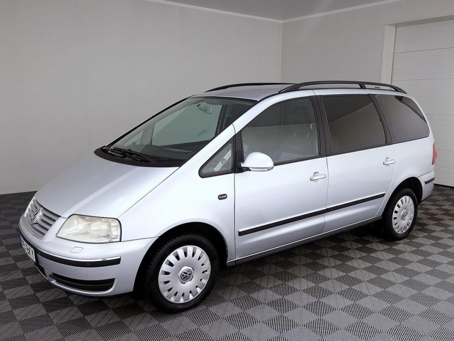 Pelēks Volkswagen Sharan 2006 Tallina, ar dzinēja tilpumu 2.00 L un nobraukumu 372 tūkst. km par 1499 €, foto 12 vietnē AUTOMOTO.COM.LV