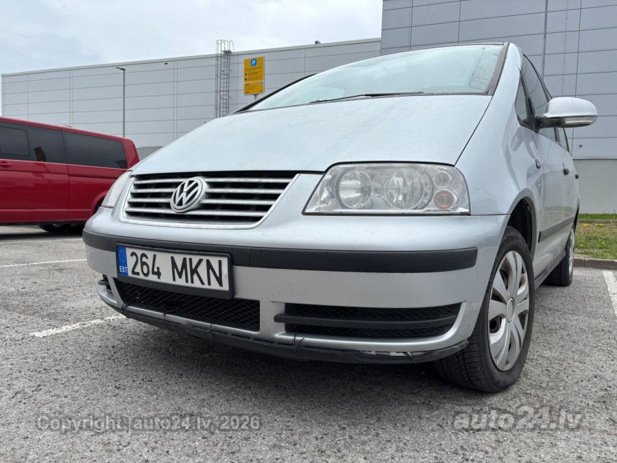 Grey Volkswagen Sharan 2007 in Tallinn, with an engine capacity of 1.90 L and mileage of 265 thousand km for 2000 €, photo 3 on AUTOMOTO.COM.LV