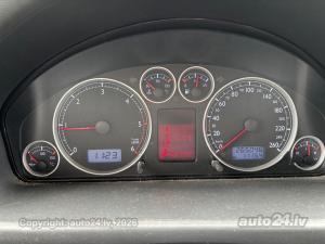 Grey Volkswagen Sharan 2007 in Tallinn, with an engine capacity of 1.90 L and mileage of 265 thousand km for 2000 €, photo 7 on AUTOMOTO.COM.LV