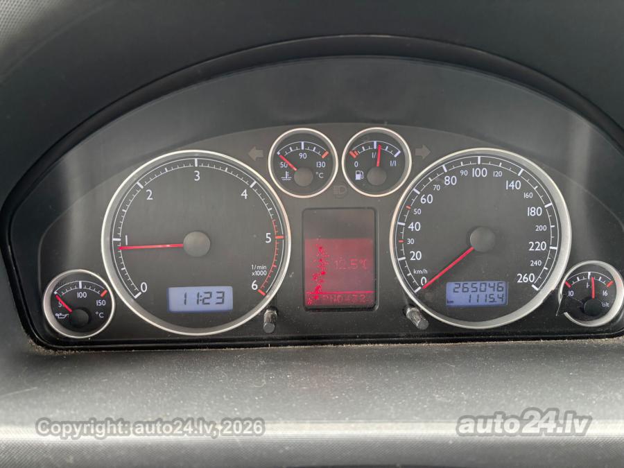 Grey Volkswagen Sharan 2007 in Tallinn, with an engine capacity of 1.90 L and mileage of 265 thousand km for 2000 €, photo 7 on AUTOMOTO.COM.LV