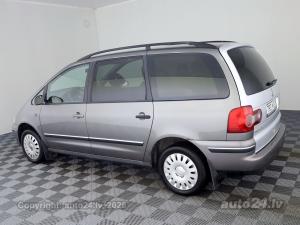 Pelēks Volkswagen Sharan 2007 Tallina, ar dzinēja tilpumu 1.90 L un nobraukumu 411 tūkst. km par 899 €, foto 5 vietnē AUTOMOTO.COM.LV