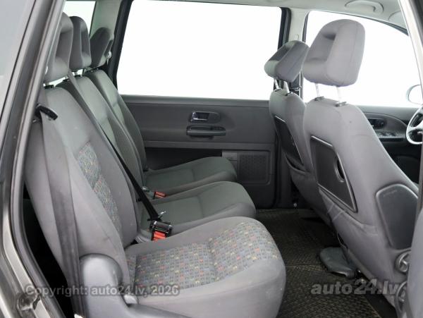Grey Volkswagen Sharan 2007 in Tallinn, with an engine capacity of 1.90 L and mileage of 411 thousand km for 899 €, photo 7 on AUTOMOTO.COM.LV