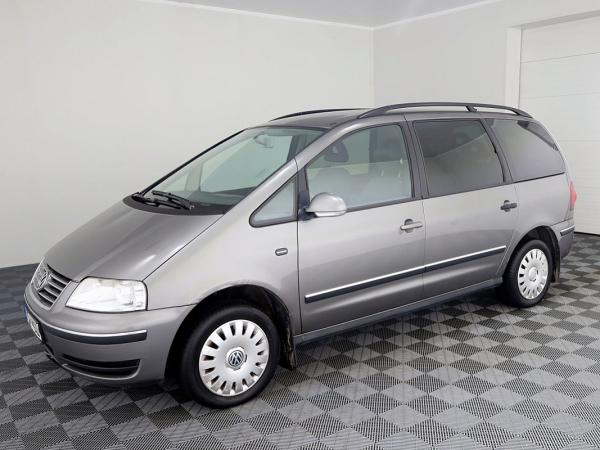 Grey Volkswagen Sharan 2007 in Tallinn, with an engine capacity of 1.90 L and mileage of 411 thousand km for 899 €, photo 10 on AUTOMOTO.COM.LV
