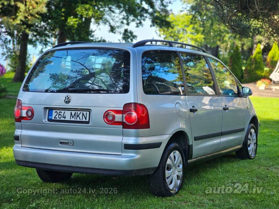 Grey Volkswagen Sharan 2007 in Tallinn, with an engine capacity of 1.90 L and mileage of 250 thousand km for 1900 €, photo 6 on AUTOMOTO.COM.LV