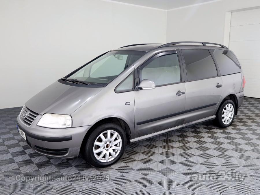 Grey Volkswagen Sharan 2007 in Tallinn, with an engine capacity of 1.90 L and mileage of 330 thousand km for 899 €, photo 3 on AUTOMOTO.COM.LV