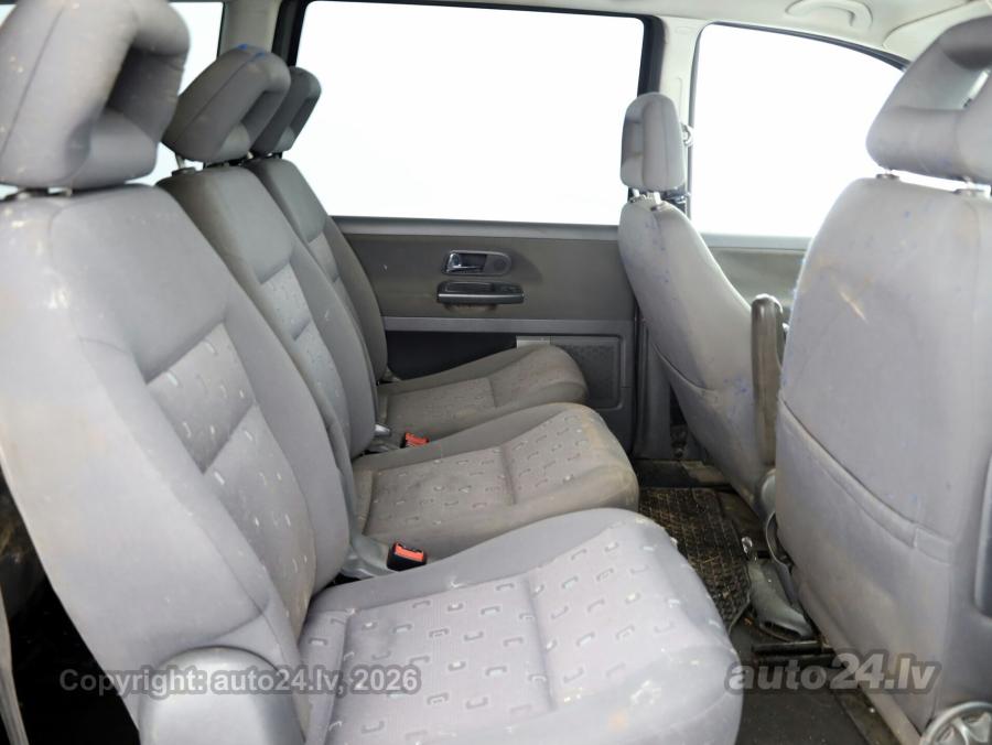 Grey Volkswagen Sharan 2007 in Tallinn, with an engine capacity of 1.90 L and mileage of 330 thousand km for 899 €, photo 8 on AUTOMOTO.COM.LV