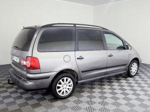 Pelēks Volkswagen Sharan 2007 Tallina, ar dzinēja tilpumu 1.90 L un nobraukumu 330 tūkst. km par 899 €, foto 12 vietnē AUTOMOTO.COM.LV