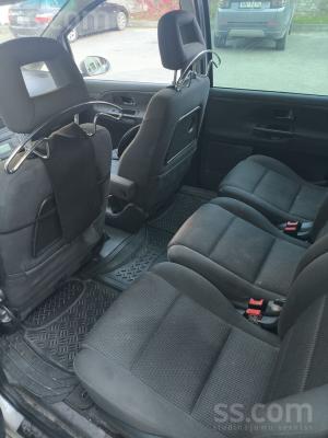 Pelēks Volkswagen Sharan 2007 Rīga, ar dzinēja tilpumu 1.90 L un nobraukumu 370 tūkst. km par 900 €, foto 8 vietnē AUTOMOTO.COM.LV