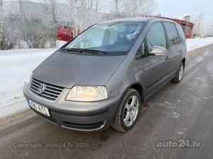 Pelēks Volkswagen Sharan 2008 Tartu, ar dzinēja tilpumu 1.90 L un nobraukumu 364 tūkst. km par 2490 €, foto  vietnē AUTOMOTO.COM.LV