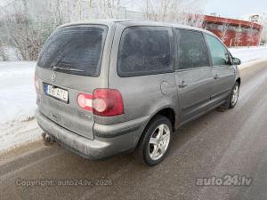 Pelēks Volkswagen Sharan 2008 Tartu, ar dzinēja tilpumu 1.90 L un nobraukumu 364 tūkst. km par 2490 €, foto 4 vietnē AUTOMOTO.COM.LV