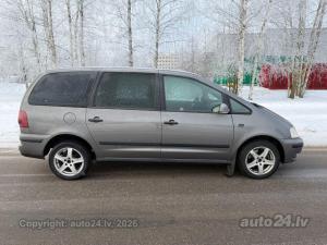 Pelēks Volkswagen Sharan 2008 Tartu, ar dzinēja tilpumu 1.90 L un nobraukumu 364 tūkst. km par 2490 €, foto 5 vietnē AUTOMOTO.COM.LV