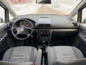 Pelēks Volkswagen Sharan 2008 Tartu, ar dzinēja tilpumu 1.90 L un nobraukumu 364 tūkst. km par 2490 €, foto 7 vietnē AUTOMOTO.COM.LV