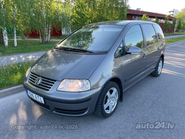 Grey Volkswagen Sharan 2008 in Tartu, with an engine capacity of 1.90 L and mileage of 364 thousand km for 2490 €, photo 11 on AUTOMOTO.COM.LV