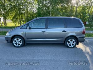 Pelēks Volkswagen Sharan 2008 Tartu, ar dzinēja tilpumu 1.90 L un nobraukumu 364 tūkst. km par 2490 €, foto 12 vietnē AUTOMOTO.COM.LV