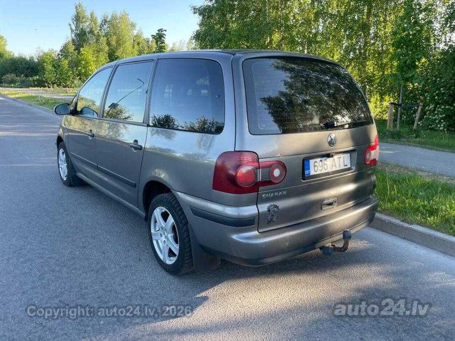 Pelēks Volkswagen Sharan 2008 Tartu, ar dzinēja tilpumu 1.90 L un nobraukumu 364 tūkst. km par 2490 €, foto 13 vietnē AUTOMOTO.COM.LV