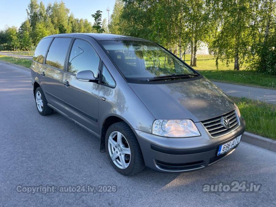 Pelēks Volkswagen Sharan 2008 Tartu, ar dzinēja tilpumu 1.90 L un nobraukumu 364 tūkst. km par 2490 €, foto 16 vietnē AUTOMOTO.COM.LV