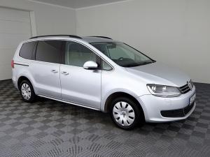 Grey Volkswagen Sharan 2010 in Tallinn, with an engine capacity of 2.00 L and mileage of 288 thousand km for 3999 €, photo 10 on AUTOMOTO.COM.LV