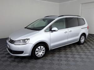 Grey Volkswagen Sharan 2010 in Tallinn, with an engine capacity of 2.00 L and mileage of 288 thousand km for 3999 €, photo 11 on AUTOMOTO.COM.LV