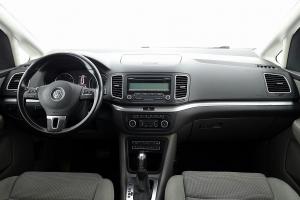 Grey Volkswagen Sharan 2010 in Tallinn, with an engine capacity of 2.00 L and mileage of 288 thousand km for 3999 €, photo 14 on AUTOMOTO.COM.LV