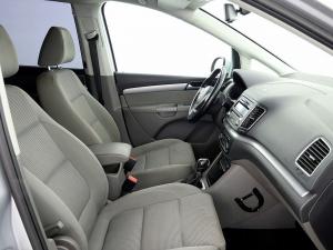 Grey Volkswagen Sharan 2010 in Tallinn, with an engine capacity of 2.00 L and mileage of 288 thousand km for 3999 €, photo 15 on AUTOMOTO.COM.LV