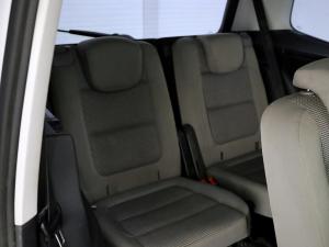 Grey Volkswagen Sharan 2010 in Tallinn, with an engine capacity of 2.00 L and mileage of 288 thousand km for 3999 €, photo 17 on AUTOMOTO.COM.LV