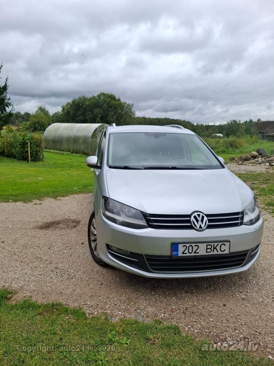 Pelēks Volkswagen Sharan 2011 Jegeva, ar dzinēja tilpumu 2.00 L un nobraukumu 365 tūkst. km par 6500 €, foto 3 vietnē AUTOMOTO.COM.LV