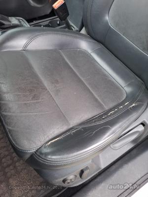 Pelēks Volkswagen Sharan 2011 Jegeva, ar dzinēja tilpumu 2.00 L un nobraukumu 365 tūkst. km par 6500 €, foto 10 vietnē AUTOMOTO.COM.LV