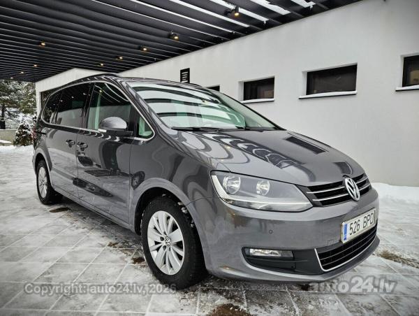 Grey Volkswagen Sharan 2012 in Tallinn, with an engine capacity of 2.00 L and mileage of 309 thousand km for 9600 €, photo 3 on AUTOMOTO.COM.LV
