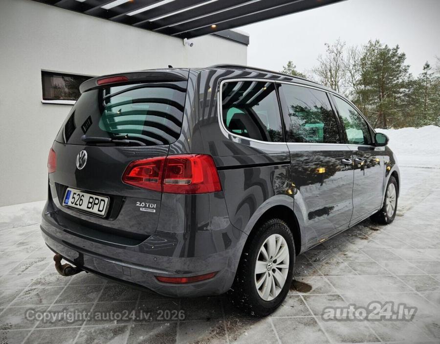 Grey Volkswagen Sharan 2012 in Tallinn, with an engine capacity of 2.00 L and mileage of 309 thousand km for 9600 €, photo 4 on AUTOMOTO.COM.LV