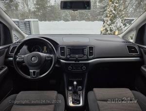 Grey Volkswagen Sharan 2012 in Tallinn, with an engine capacity of 2.00 L and mileage of 309 thousand km for 9600 €, photo 13 on AUTOMOTO.COM.LV