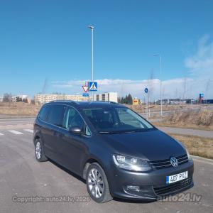Grey Volkswagen Sharan 2012 in Tartu, with an engine capacity of 2.00 L and mileage of 267 thousand km for 10500 €, photo  on AUTOMOTO.COM.LV