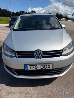 Grey Volkswagen Sharan 2012 in Tallinn, with an engine capacity of 1.40 L and mileage of 150 thousand km for 5500 €, photo  on AUTOMOTO.COM.LV