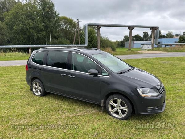 Grey Volkswagen Sharan 2012 in Voru, with an engine capacity of 2.00 L and mileage of 245 thousand km for 4990 €, photo 1 on AUTOMOTO.COM.LV
