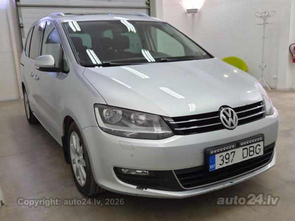 Grey Volkswagen Sharan 2013 in Haapsalu, with an engine capacity of 2.00 L and mileage of 317 thousand km for 9999 €, photo 4 on AUTOMOTO.COM.LV