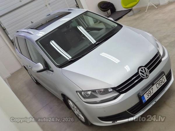 Grey Volkswagen Sharan 2013 in Haapsalu, with an engine capacity of 2.00 L and mileage of 317 thousand km for 9999 €, photo 5 on AUTOMOTO.COM.LV