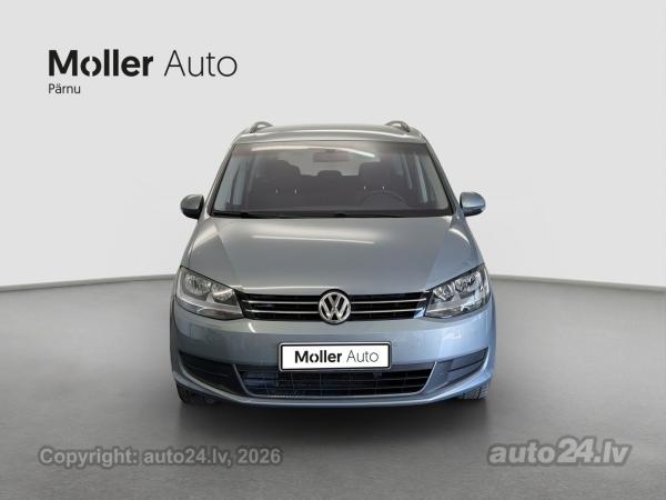 Grey Volkswagen Sharan 2013 in Parnu, with an engine capacity of 2.00 L and mileage of 189 thousand km for 13900 €, photo 3 on AUTOMOTO.COM.LV