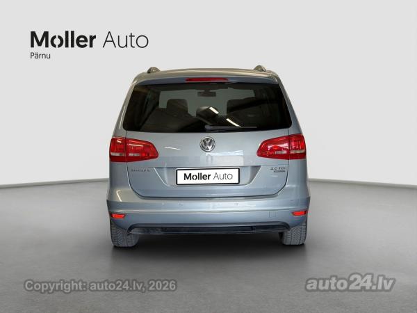 Grey Volkswagen Sharan 2013 in Parnu, with an engine capacity of 2.00 L and mileage of 189 thousand km for 13900 €, photo 4 on AUTOMOTO.COM.LV