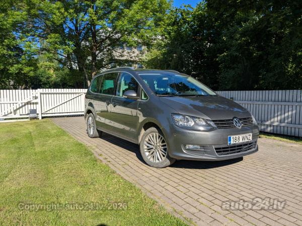 Pelēks Volkswagen Sharan 2015 Veru, ar dzinēja tilpumu 2.00 L un nobraukumu 213 tūkst. km par 12000 €, foto 5 vietnē AUTOMOTO.COM.LV
