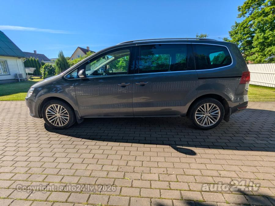 Pelēks Volkswagen Sharan 2015 Veru, ar dzinēja tilpumu 2.00 L un nobraukumu 213 tūkst. km par 12000 €, foto 7 vietnē AUTOMOTO.COM.LV