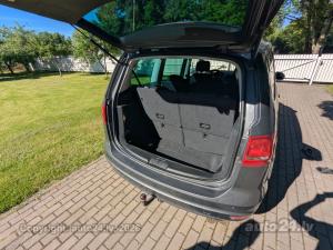 Pelēks Volkswagen Sharan 2015 Veru, ar dzinēja tilpumu 2.00 L un nobraukumu 213 tūkst. km par 12000 €, foto 12 vietnē AUTOMOTO.COM.LV