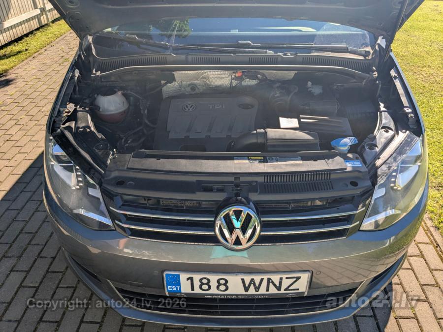Pelēks Volkswagen Sharan 2015 Veru, ar dzinēja tilpumu 2.00 L un nobraukumu 213 tūkst. km par 12000 €, foto 13 vietnē AUTOMOTO.COM.LV