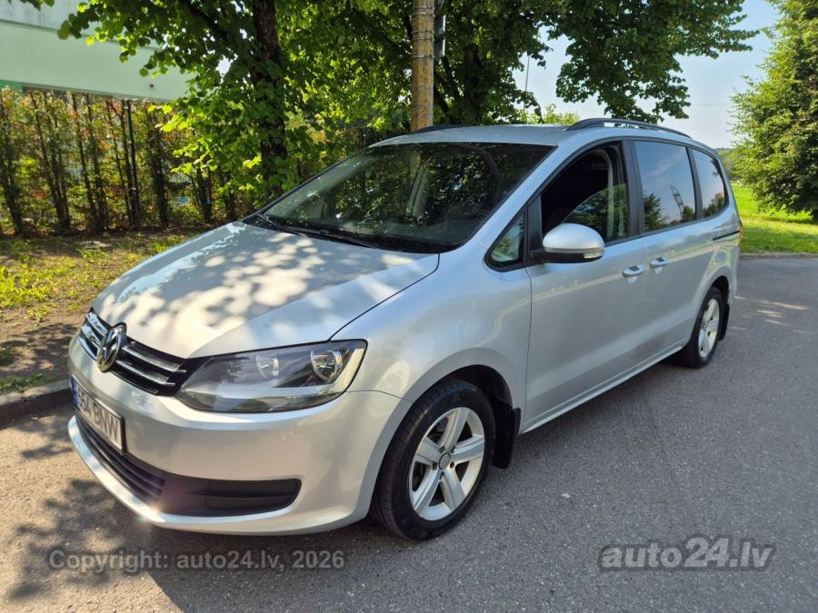 Pelēks Volkswagen Sharan 2015 Tallina, ar dzinēja tilpumu 2.00 L un nobraukumu 205 tūkst. km par 7500 €, foto 4 vietnē AUTOMOTO.COM.LV