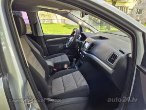 Pelēks Volkswagen Sharan 2015 Tallina, ar dzinēja tilpumu 2.00 L un nobraukumu 205 tūkst. km par 7500 €, foto 7 vietnē AUTOMOTO.COM.LV