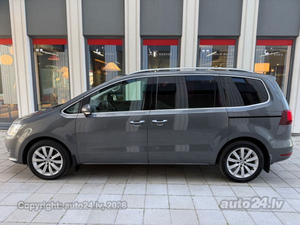 Pelēks Volkswagen Sharan 2016 Tallina, ar dzinēja tilpumu 2.00 L un nobraukumu 273 tūkst. km par 10900 €, foto 5 vietnē AUTOMOTO.COM.LV