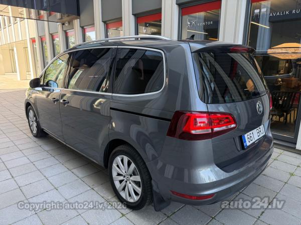 Pelēks Volkswagen Sharan 2016 Tallina, ar dzinēja tilpumu 2.00 L un nobraukumu 273 tūkst. km par 10900 €, foto 6 vietnē AUTOMOTO.COM.LV