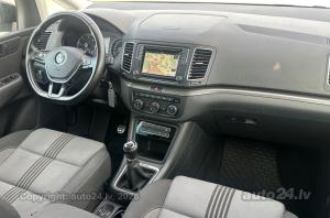 Pelēks Volkswagen Sharan 2018 Tartu, ar dzinēja tilpumu 2.00 L un nobraukumu 264 tūkst. km par 16950 €, foto 3 vietnē AUTOMOTO.COM.LV