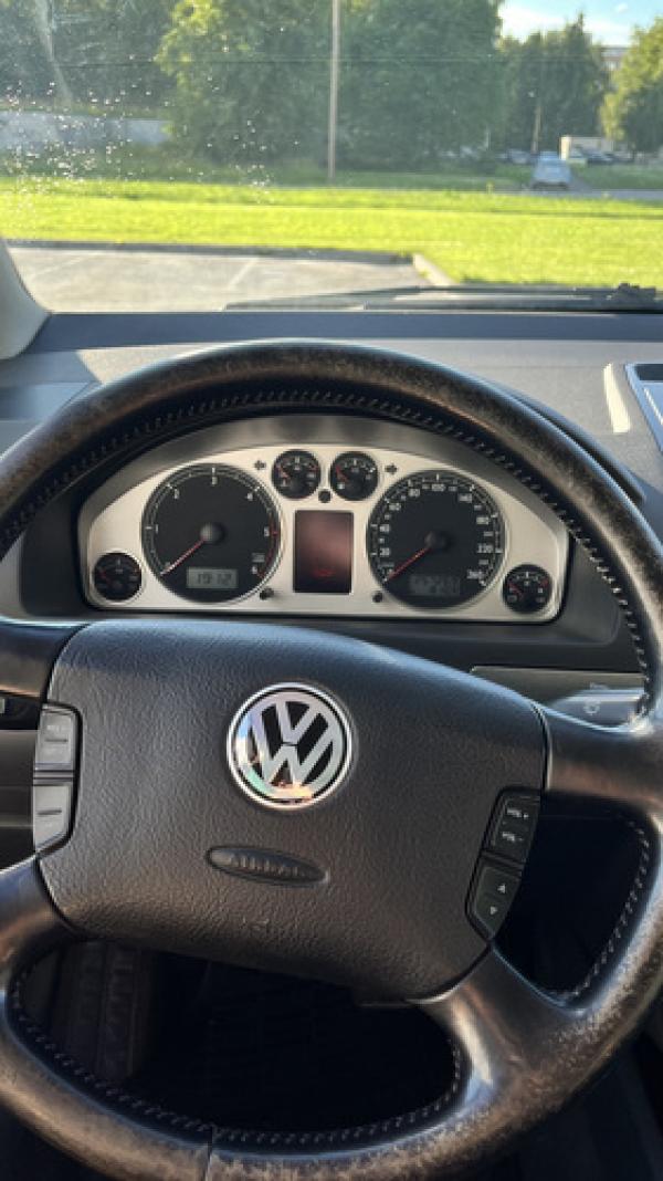 Volkswagen Sharan 2004 Tallina, ar dzinēja tilpumu 0.00 L un nobraukumu 257 tūkst. km par 2700 €, foto 10 vietnē AUTOMOTO.COM.LV
