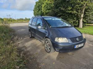 Volkswagen Sharan 2005 Tallina, ar dzinēja tilpumu 1.90 L un nobraukumu 542 tūkst. km par 1300 €, foto 11 vietnē AUTOMOTO.COM.LV