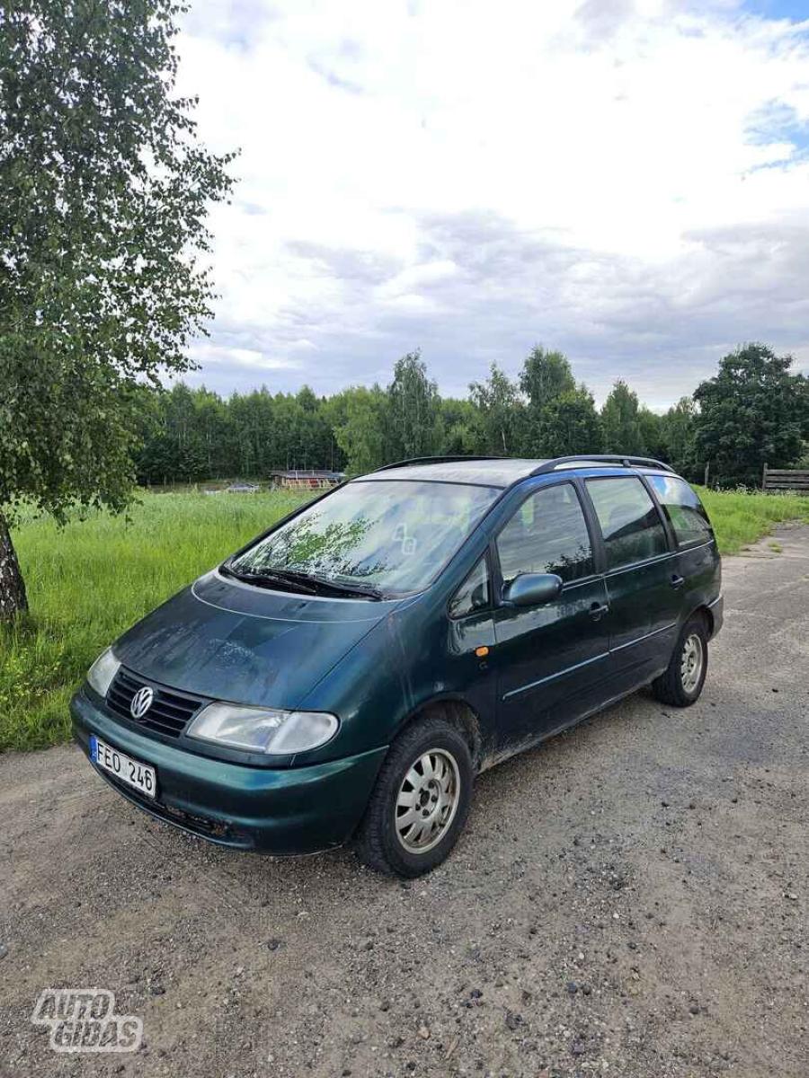 Volkswagen Sharan 1996 Vievis, ar dzinēja tilpumu 1.90 L un nobraukumu 540 tūkst. km par 500 €, foto 3 vietnē AUTOMOTO.COM.LV